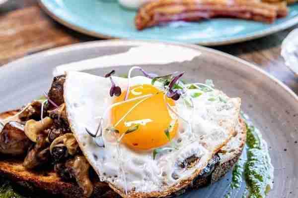 Pubs Restaurants and Takeways in Highcliffe Dorset